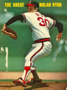 Easy pitching mechanics. Pitch like a pro with the right drills & motion.